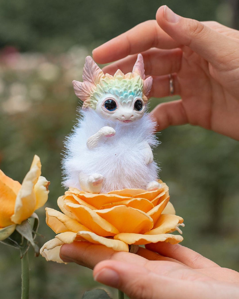 Tiny flower dragon– White – Gift of Mercury